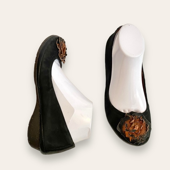 Naya | Shoes | Naya Anthropologie Rustica Black Leather Floral Ballet ...